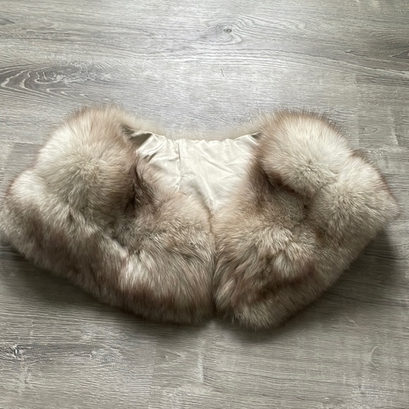 Accessories | Vintage Silver Fox Fur Shawl | Poshmark